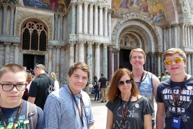 Venice on Foot and Water: Walking Tour with Gondola Ride - FAQ