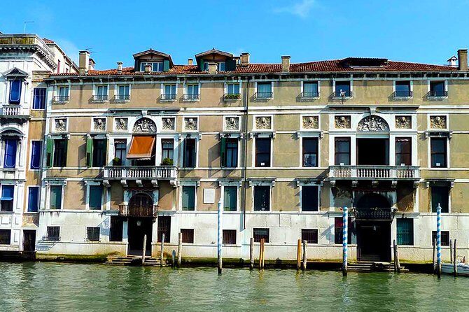 Venice Palazzo Mocenigo: History of Textile, Costume and Perfume - Practical Details