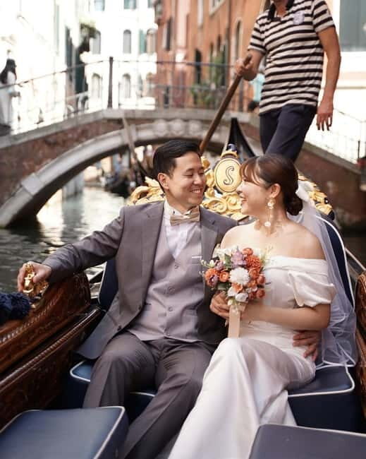 Venice: Photo Session in a Gondola - An Introduction to Venice’s Gondola Photo Session