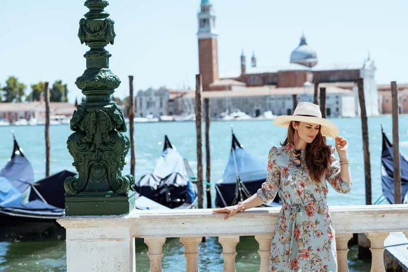 Venice: Photoshoot at The Grand Canal & Rialto Bridge - What the Experience Looks Like