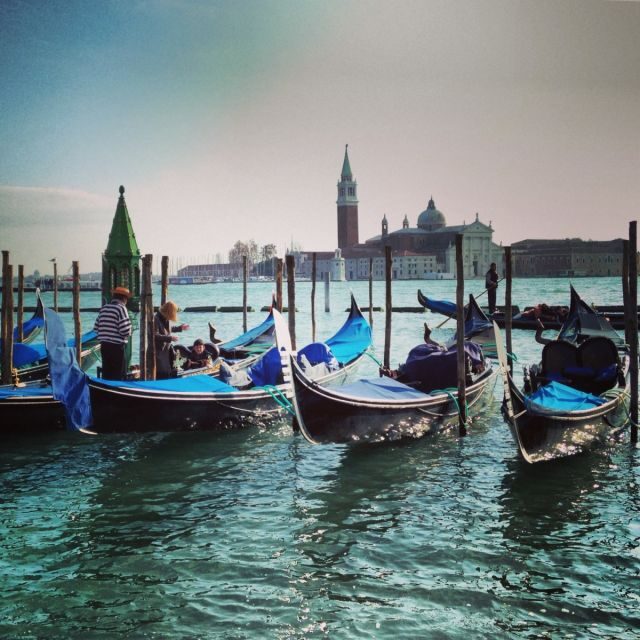 Venice: Private After Dark Tour and Gondola Ride - What to Consider