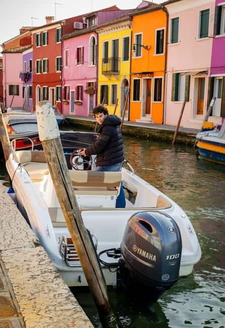 Venice: Private boat tour and shooting in Burano - Is This Tour Worth It?