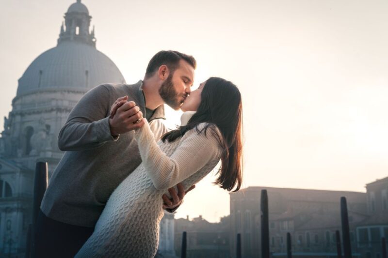 Venice: Private Gondola Ride with Photo Shoot - Who Will Love This Experience?