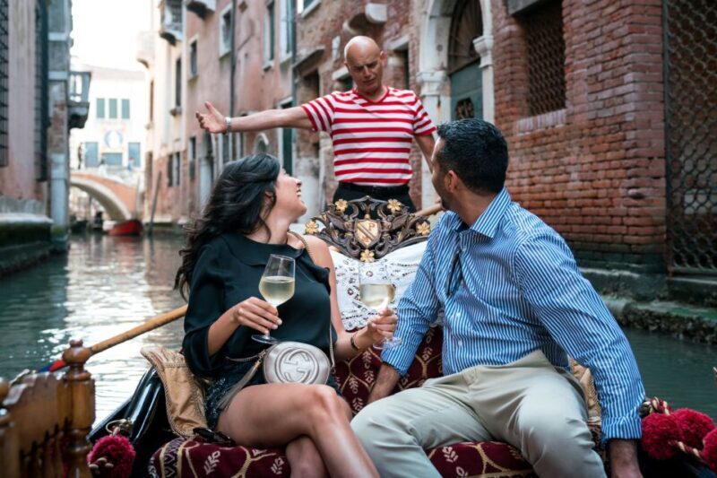 Venice: Private Gondola Ride with Photo Shoot - The Sum Up