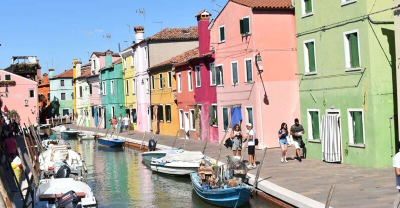 Venice: Private Local Highlights & Hidden Gems Tour - A deep dive into Venice’s secret corners