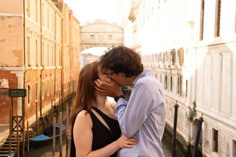 Venice: Private Photography Session - Why Opt for a Private Photography Session in Venice?