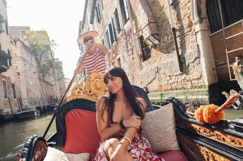 Venice: Private Professional Photoshoot - Rialto Bridge - Who Should Consider This Tour?