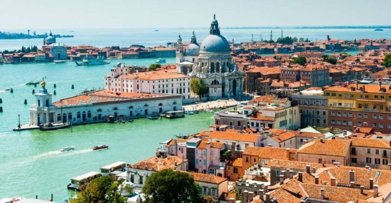 Venice: Private Walking Tour, Doges Palace and Gondola Ride - Key Points