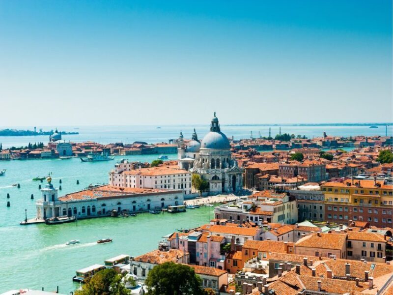 Venice: Private Walking Tour, Doges Palace and Gondola Ride - Authenticity and Practical Tips