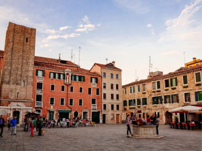 Venice: Private Walking Tour, Doges Palace and Gondola Ride - Who Should Consider This Tour?