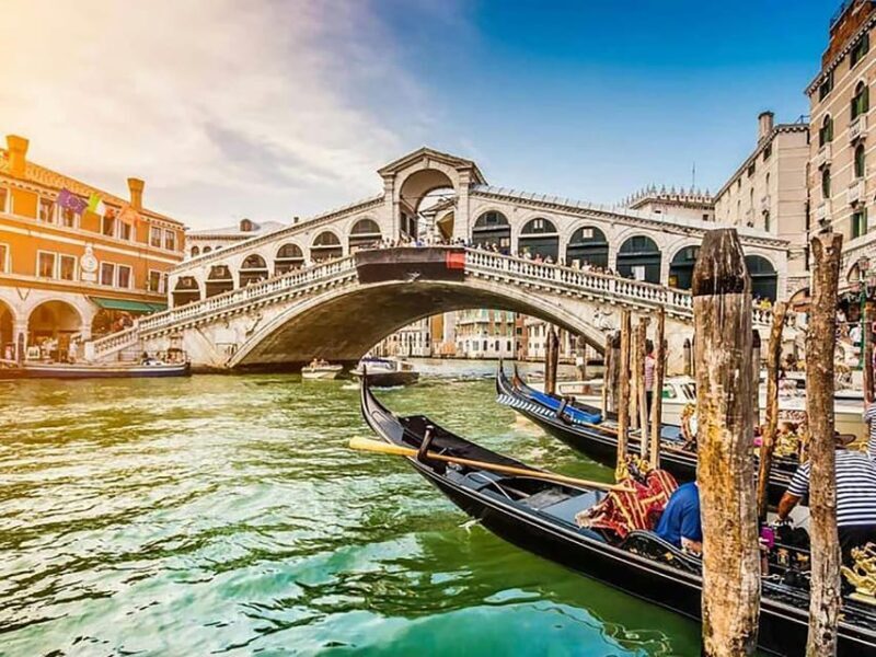 Venice: Rialto Bridge Guided Tour and Shared Gondola Ride - FAQ