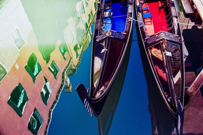 Venice: Romantic Gondola tour and Dinner for two - What You Can Expect: A Deep Dive into the Experience