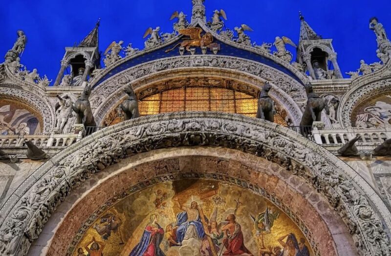 Venice: Saint Mark's Basilica Private Tour at Night - Key Points