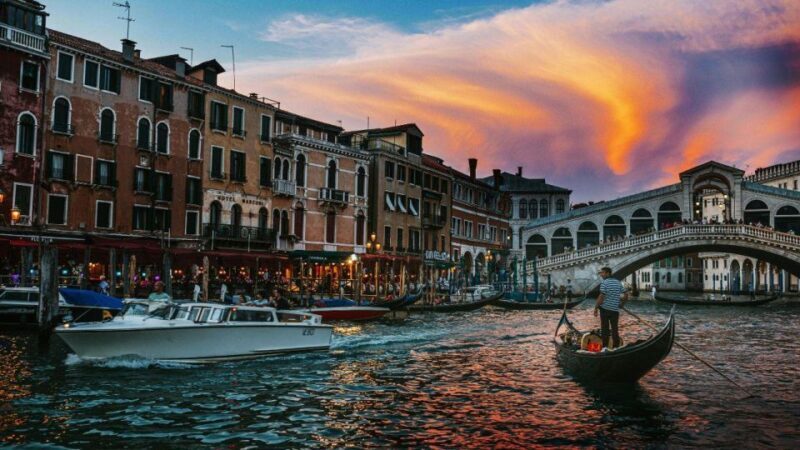 Venice: Shared Gondola Ride at Sunset - An Honest Look at the Experience