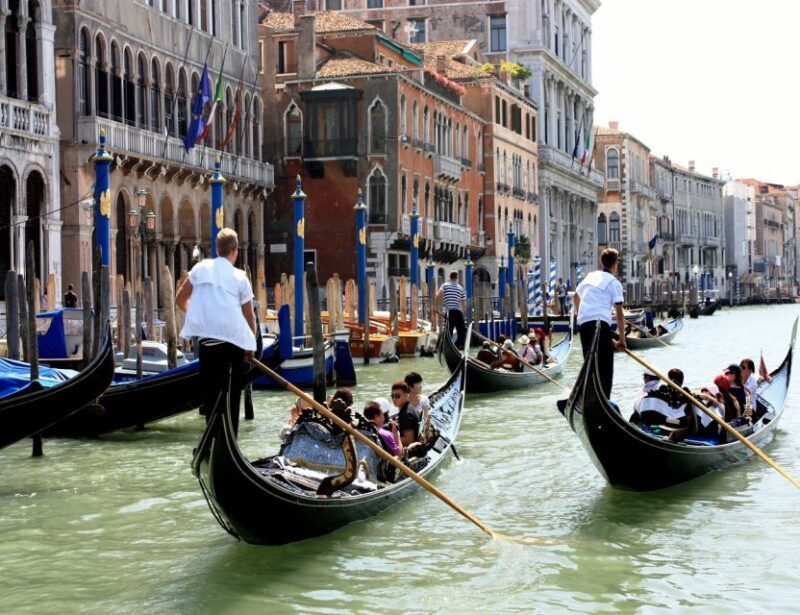 Venice: Shared Gondola Ride - FAQs