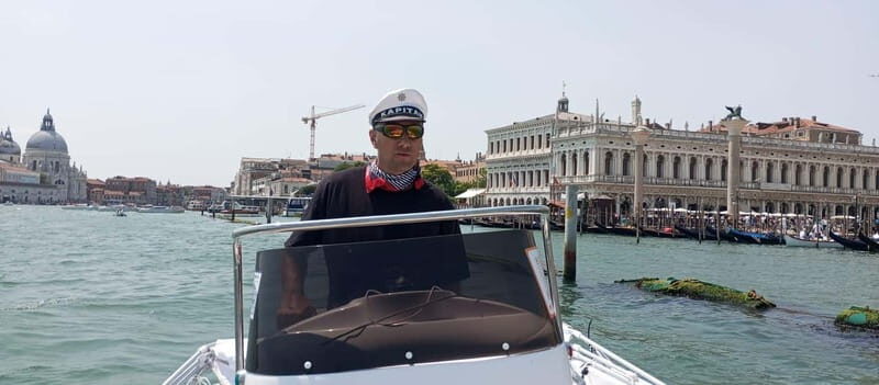 Venice: Speedboat Emy Experiences Tour - Key Points