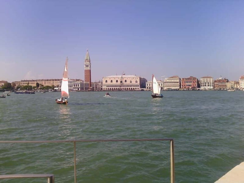 Venice: Speedboat Emy Experiences Tour - FAQ