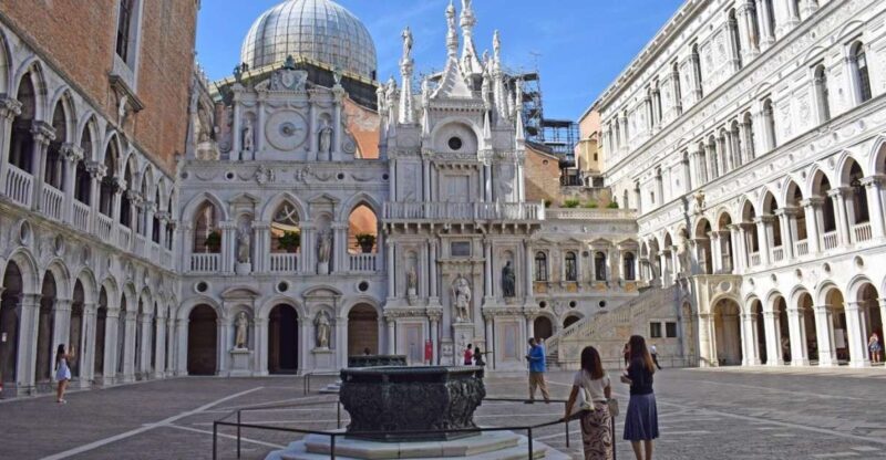 Venice: St. Mark's Basilica, Doge's Palace and Glass Factory - Exploring Venice’s Top Highlights in a Short Time