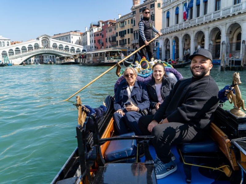 Venice: St. Mark's, Doges Palace, Rialto, and Gondola Tour - Authenticity and the Real Venice