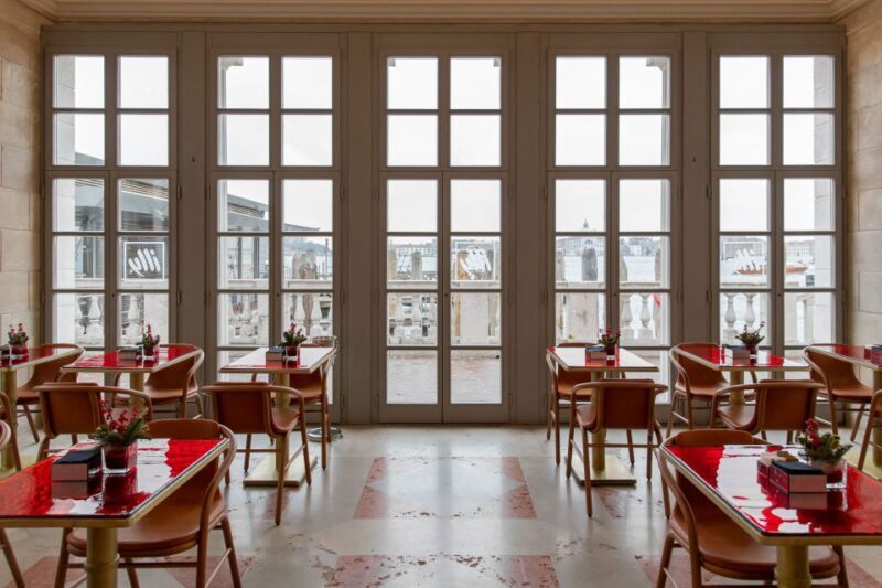 Venice: St. Mark's Square Royal Gardens Light Lunch - A Well-Balanced Review: Pros and Cons