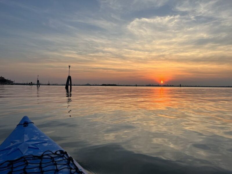Venice: Sunset Kayak Tour in the Canals - Key Points