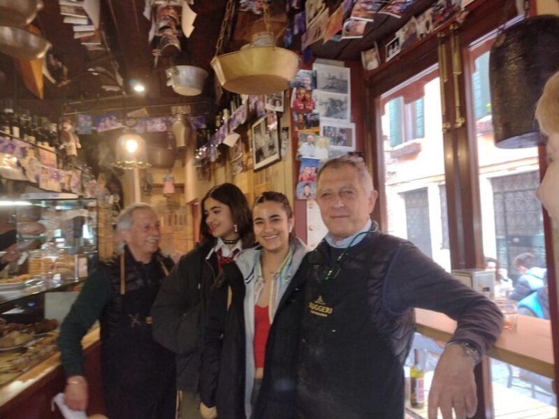 Venice: Sunset Walking Tour with Food and Wine Tastings - What Makes This Tour Stand Out