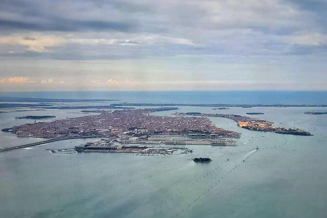 Venice Through a Locals Eyes: Private Water Taxi & Walking Tour - The Sum Up