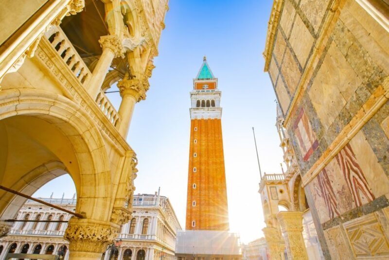 Venice Top Churches, Bell Tower and Old Town Walking Tour - Key Points