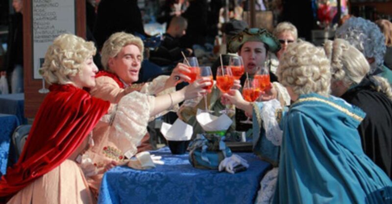 Venice: Venetian Style Carnival Pub Crawl - An In-Depth Look at the Venetian Style Carnival Pub Crawl