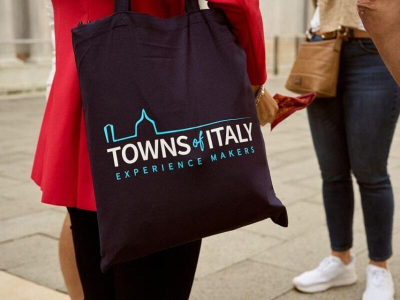 Venice: Vip Semi-Private Walking Tour with Gondola Ride - In The Sum Up