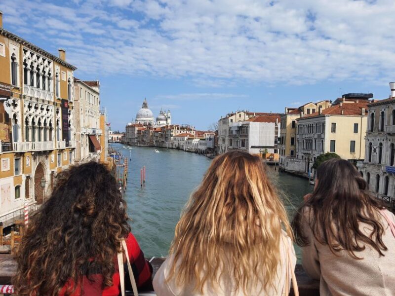 Venice: Walking Guided Tour of the City Must-See Sites - An In-Depth Look at the Venice Walking Tour Experience