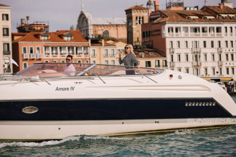 Venice: Yacht Cruise in Venice Lagoon - A Closer Look at the Venice Lagoon Yacht Cruise