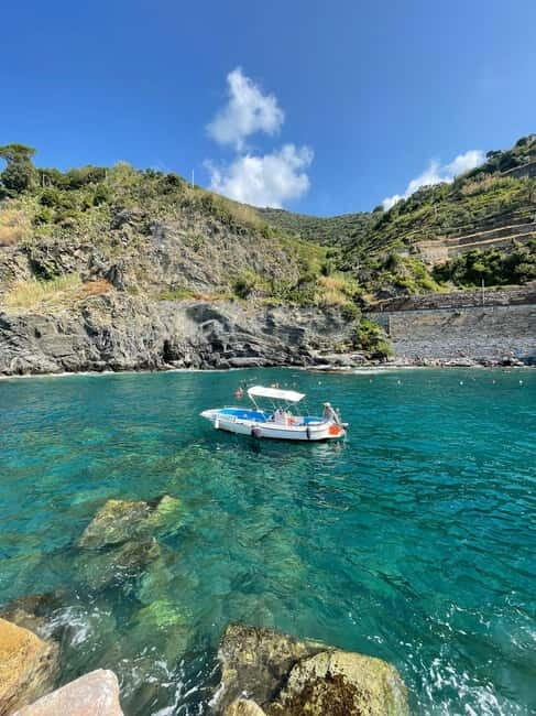 Vernazza: Cinque Terre Cruise with Sunset Aperetif Option - Key Points