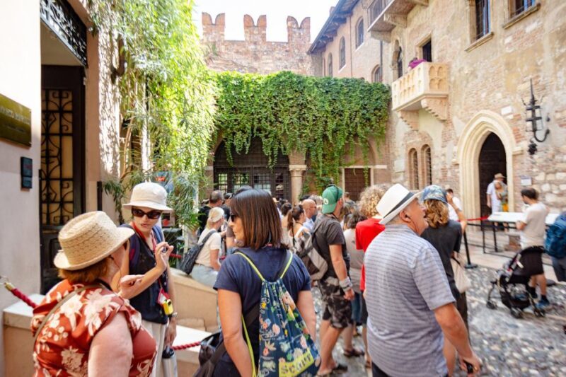 Verona: City Highlights & Street Food Walking Tour - Key Points