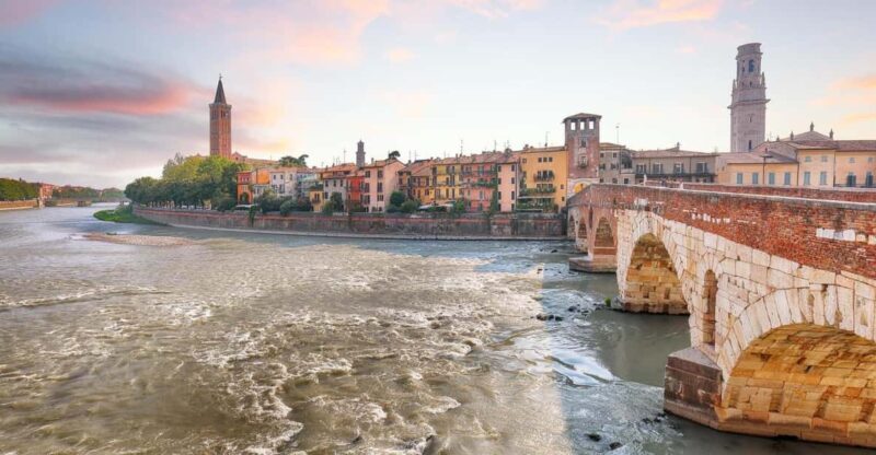 Verona: Express Walk with a Local in 60 minutes - What Can You Expect from the Tour?
