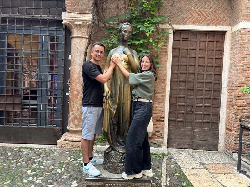 Verona: Guided Small Group Walking Tour of the City of Love - What the Reviews Say: Authentic Experiences with Top Guides