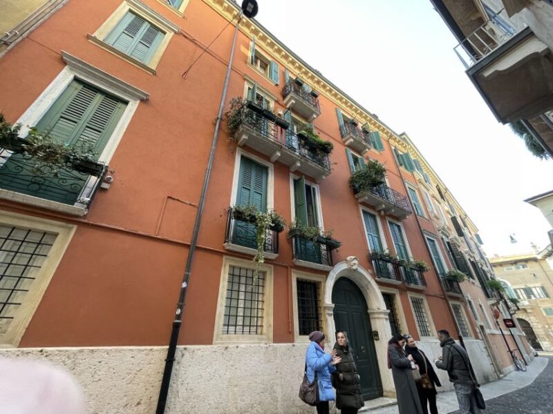 Verona: Small Group Guided Walking Tour with Arena Tickets - A Few Considerations