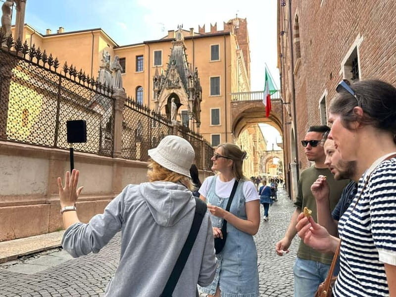Verona: Street Food Tour and City Guided Sightseeing - Who Should Consider This Tour?