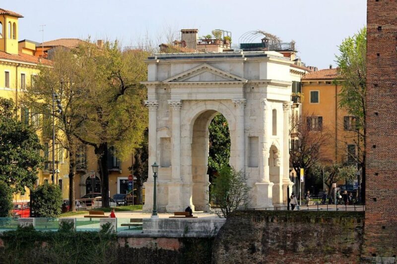 Verona Walking Tour: Access to the Arena - A detailed breakdown of the itinerary