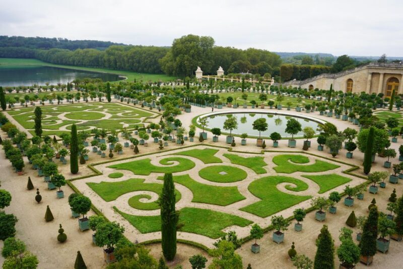 Versailles Palace and Giverny Private guided tour from Paris - The Practicalities: Timing, Transport, and Comfort