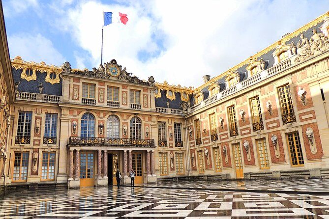 Versailles Palace & Gardens Tour with Transport from Paris - Summary: Who Should Consider This Tour?