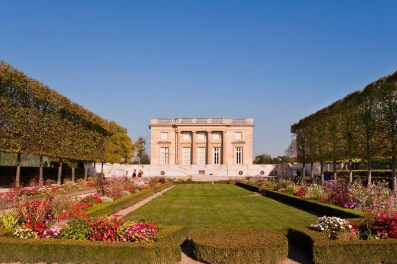 Versailles Palace, Gardens, Trianon Estate Fast-Track Tour - FAQs