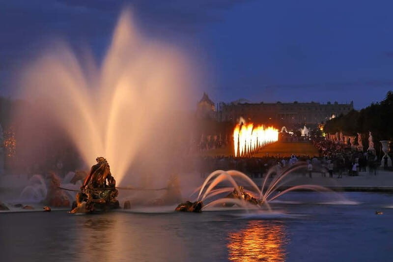 Versailles: Palace of Versailles Night Fountain Show - Who Should Consider This Experience?