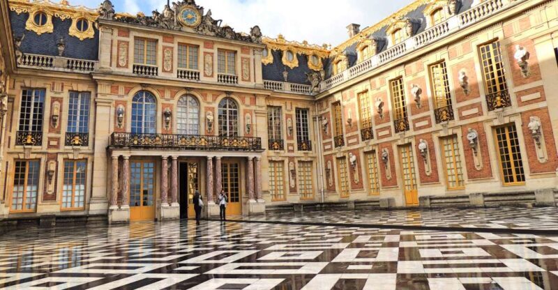 Versailles: Skip-the-Line Guided Palace Tour and Full Access - Key Points