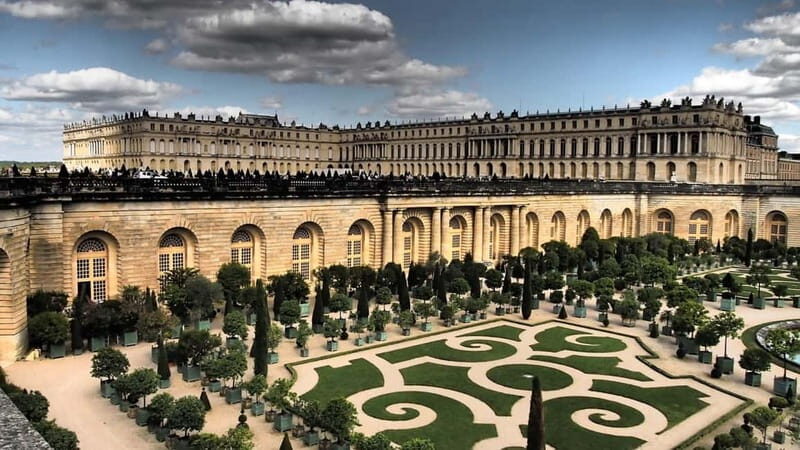 Versailles: Skip-the-Line Palace and Gardens Entry Ticket - Key Points