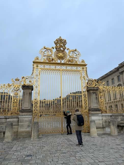 Versailles: Small-group guided tour of the Palace of Versailles - FAQ