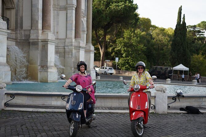Vespa scooter tour with Professional Photography - FAQs