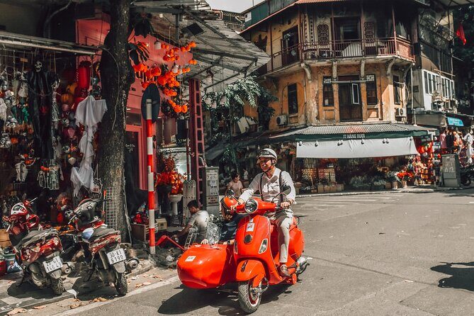 Vespa Sidecar Sightseeing and Cuisine Tour in Hanoi - What the Reviews Say