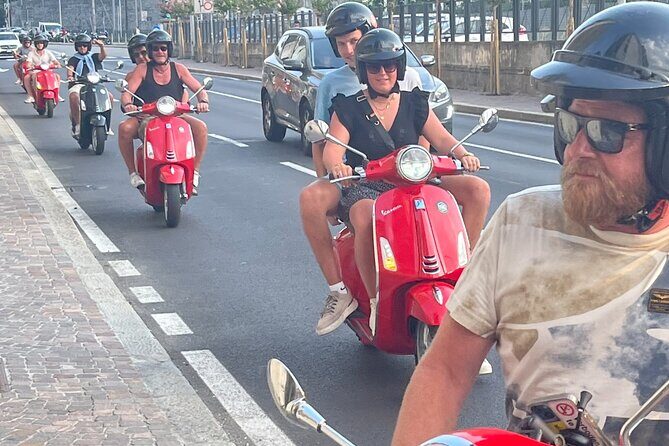 Vespa tour adventure on the lake - The Sum Up