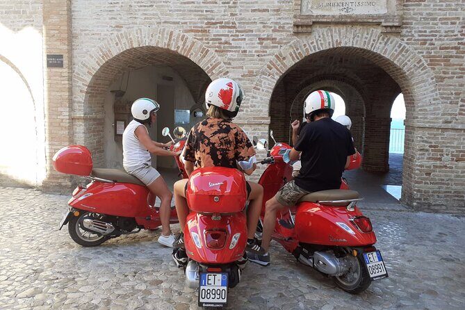 Vespa tour with written guide of Marche in Valdaso - The Sum Up